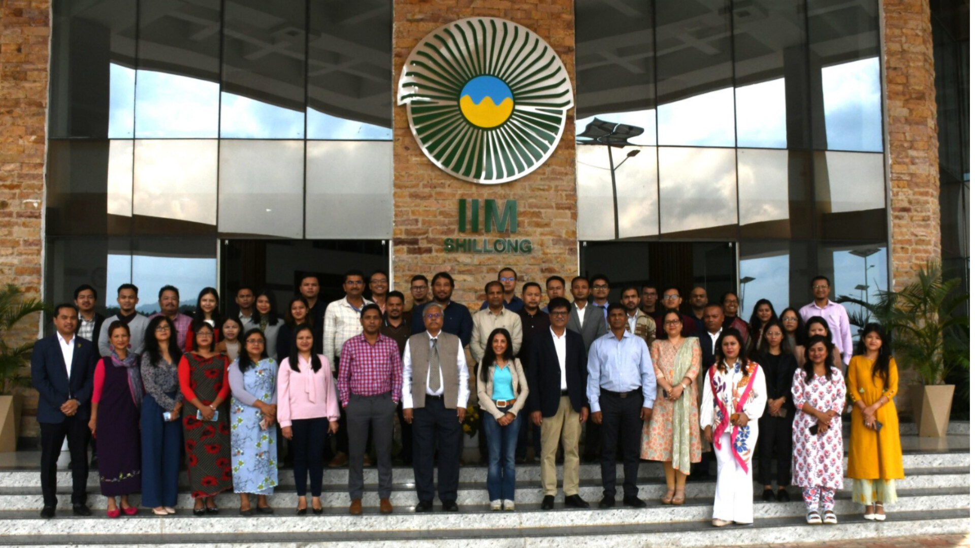 IIM SHILLONG CONDUCTS TRAINING PROGRAM ON CONSULTANT SELECTION AND ...